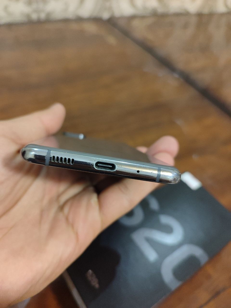 Samsung Galaxy S20 plus