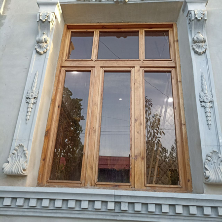 Sotiladi deraza rom sotiladi