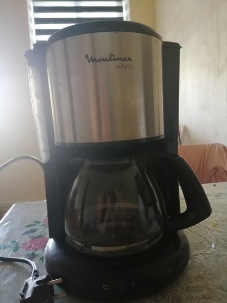 Продам кофеварку