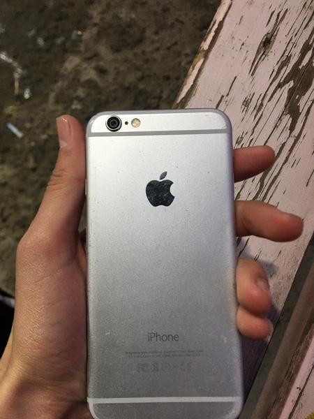 iphpne 6 sotiladi