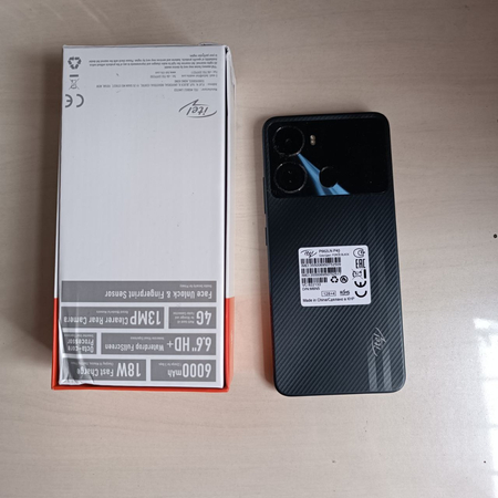 Itel p40 4+4/128