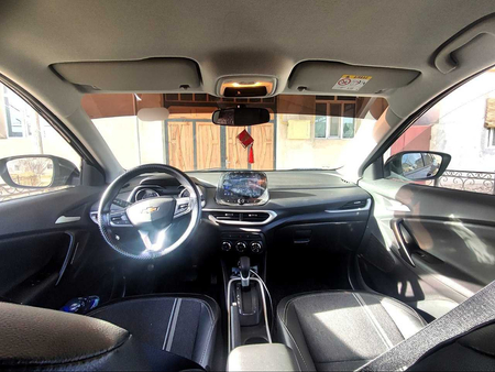 Chevrolet Tracker 2