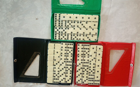 DOMINO DAMINO ДАМИНО 
Игра домино фигурки домино 28 штук с д