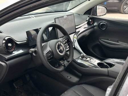 BYD E2 restyling luxry full pozitsiya nalichida