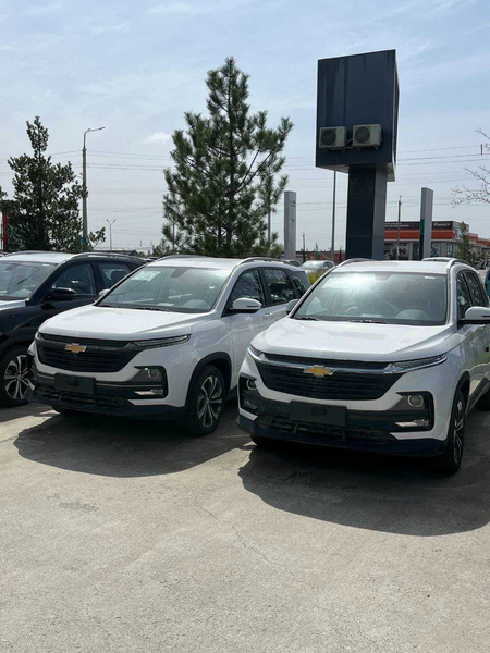 Orient Leasing Captiva avtomobili