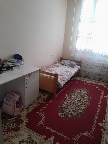 Коттедж сотилади 6 соток, 5 хона