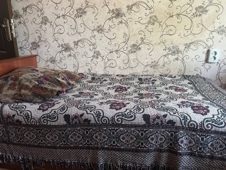 Кровати деревянные