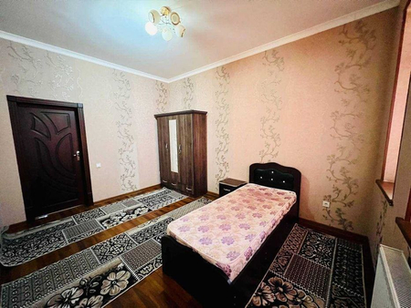 3 хонали 5-этажда жойлашган квартира ижарага берилади