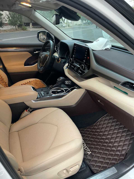 Toyota Highlander Hybrid Limited 2022 год Сборка Америка