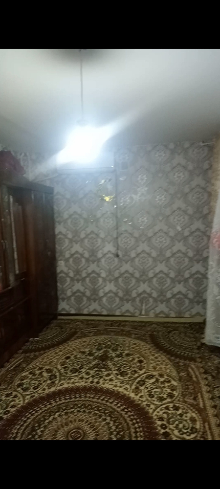 1xona 2xona qilingan 9bozor oldida balkon padvali xam bor
