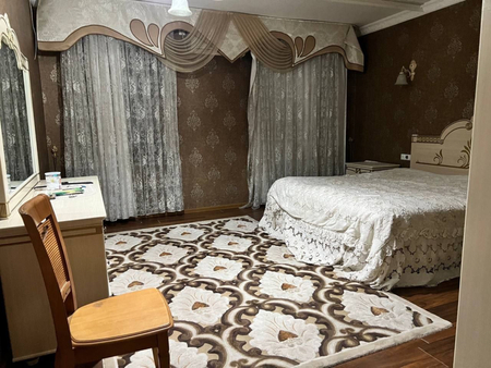 Кунлик квартира шаҳар марказида