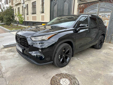 Срочно Toyota HIGHLANDER HEV   2023г. Пробег 5800км