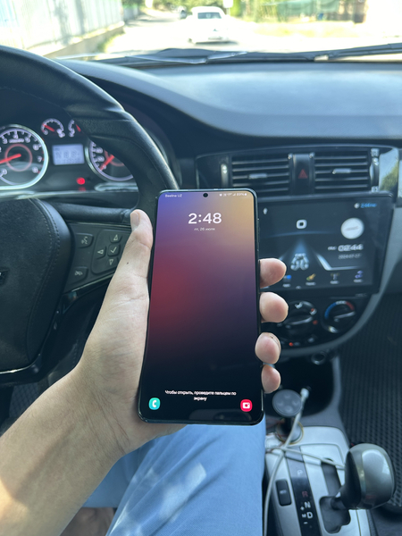 Samsung S21+ 5G 8/256gb