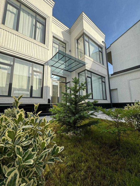Продается Евродом Ориентир: Хасанбой  350м2