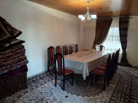 Keles koʻk terak general chap hovlini 2 sotk yer sotiladi