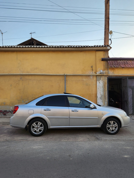 Lasetti 1.8 avtomat ideal