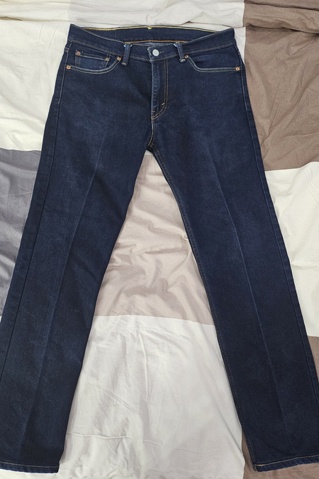 Levi's 513. W32 L34