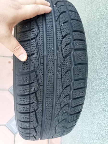 Продам зимнюю резину Kumho.