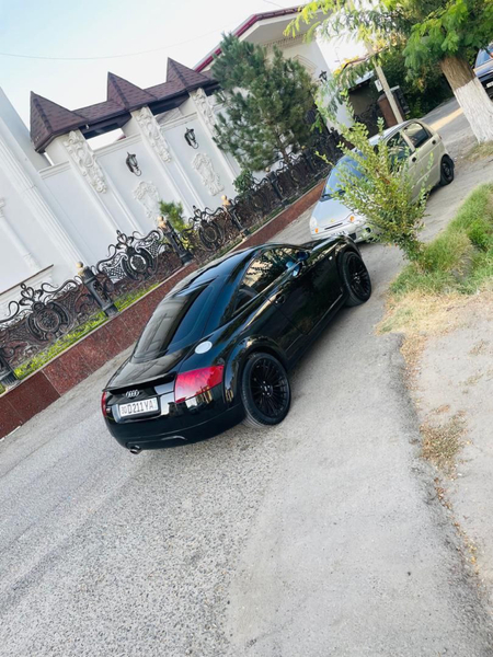 Продается Audi TT