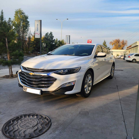 Malibu 1.5 turbo 2019/2020 Oq rang ideal xolatda 59.700km xaydalgan