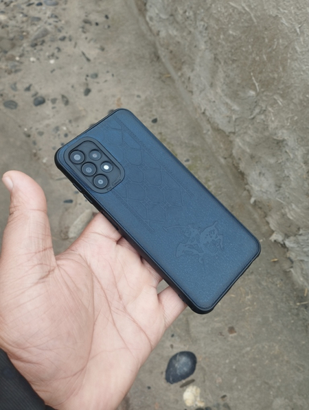 Samsung galaxy A13 xotra 4/64