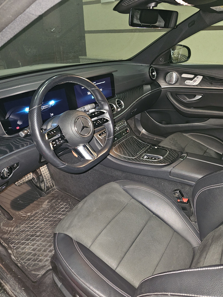 Mercedes Benz E200 кузов W213. Год 2021