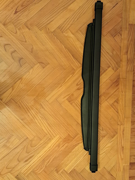 Продается Шторка в багажник Каптивы