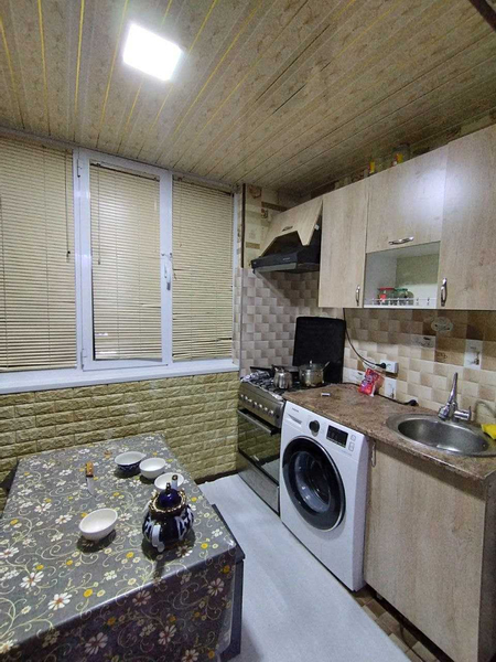Vokzal hududida 2 xona 3 xona qilib tayyorlangan kvartira sotiladi!