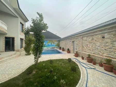 Срочно сдается евродом 230 м²-4 соток Ор-р:Азербайджанский центр (США)