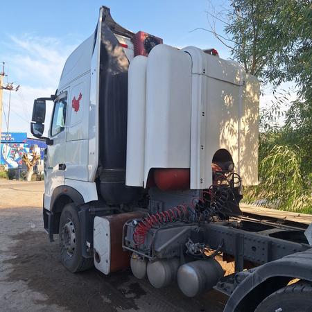 Howo t7 gaz tyagach+prisep