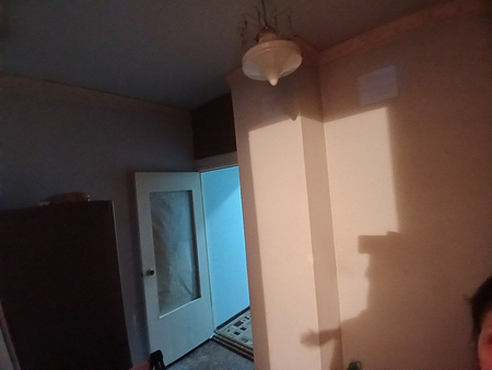 Dom sotiladi 2 xona 8 etaj. Orinter Dombraobod stroy bozor
