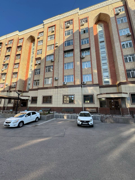 Продается 1й этаж новостройки под НЕЖИЛОЙ / ОФИС Ор-р. Ресторан Версал