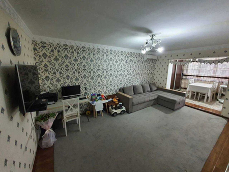 Продаётся 3х комнатная Авиасозлар - 3 (Корзинка)