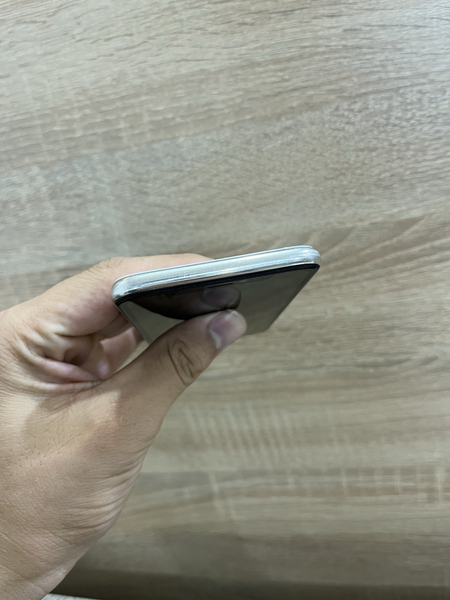 IPhone X 64GB          .