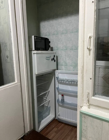 Аренда Коракамиш 2/4 Карзинка 1.хонали 50-кв.м Камуналка Тулови Ичида