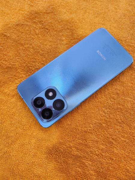 Honor X8a sotiladi 128/6