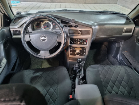 Nexia 2 sotiladi 2010 yil 360000 km yurgan metan gaz