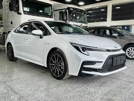 TOYOTA levin 1.8 hybrit Sotuvda tayyor!!! +sertifikat,