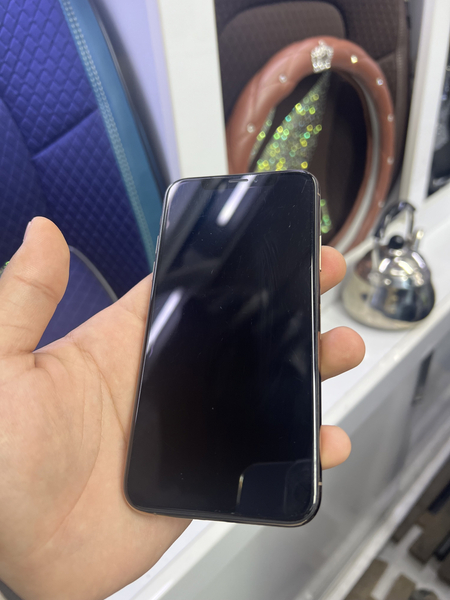 iphone xs sotiladi