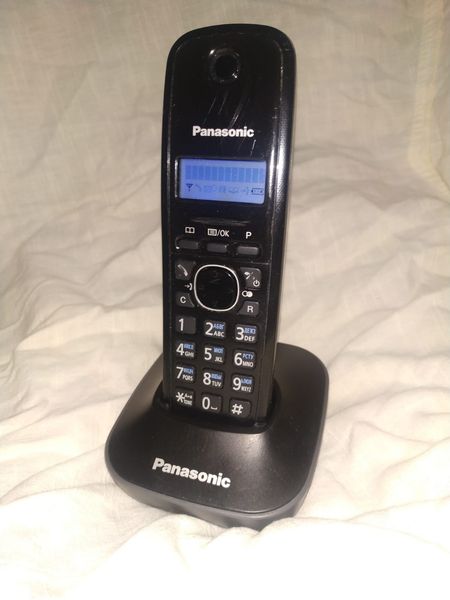 Радиотелефон Panasonic kx-tg1611.