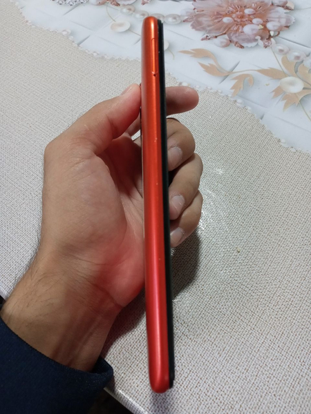 Redmi 9t 6/128gbt obmen ili sotaman kelshamiz srochna nok sastayana!