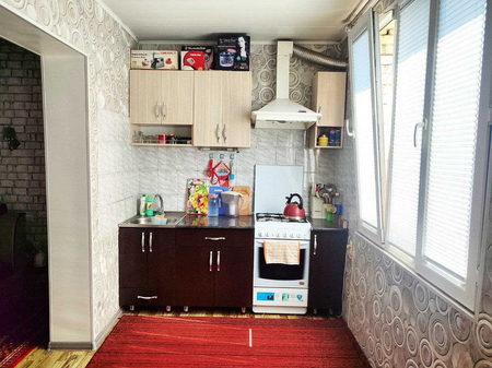 3/5/5 Продаётся квартира среднего ремонта на Карасу-1 ор.р Конечка