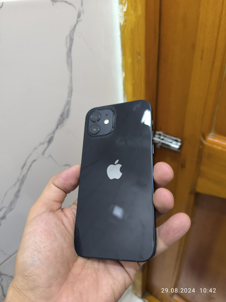 iPhone 12 black 128gb
