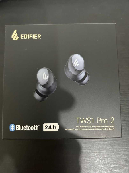 продам новый наушник Edifier TWS1 Pro2 с активным шумоподавлением