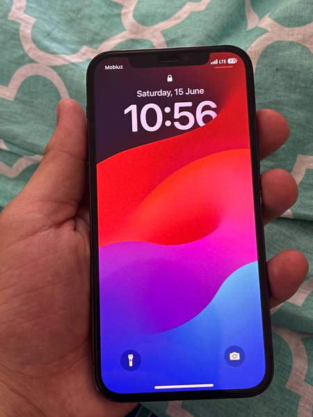 Iphone 12 pro sotiladi