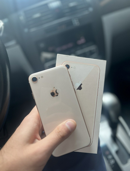 iPhone 8 256 gold