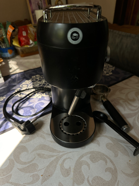 Кофемашинка de longhi + 4кг кофе в подарок