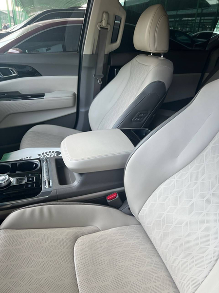 Заказ минивэнТуры Трансфер Горы Чимган Амирсай - KIA Carnival