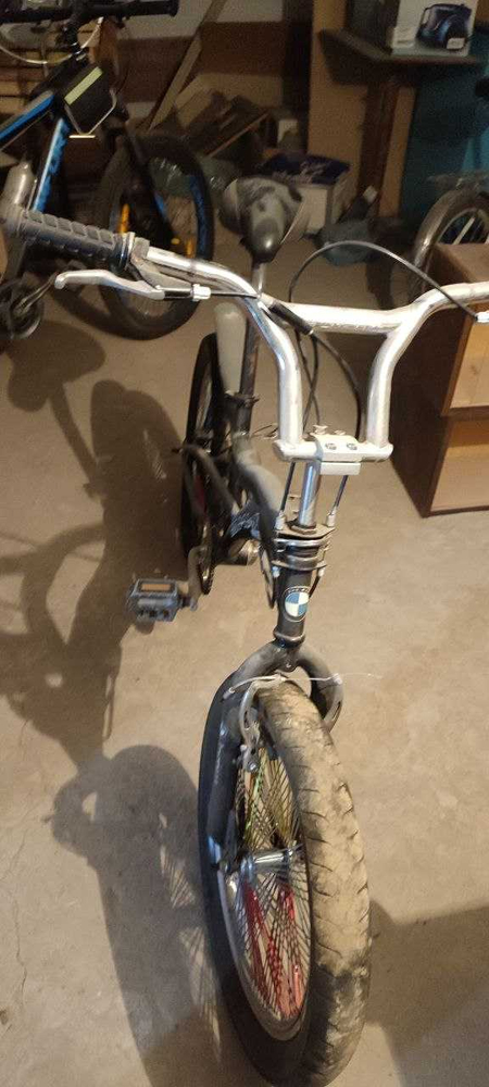 BMX велосипед сотилади