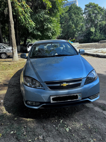 Lacetti gentra 2015